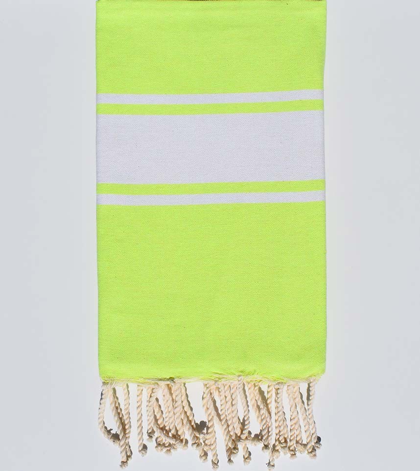 Fouta classique vert fluo – serviette plage, bain et jeté déco – FOUTA ...